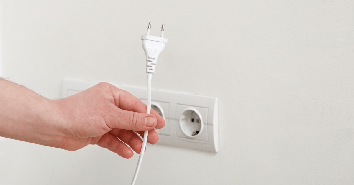 When Did Homes First Get Electricity in the United States?